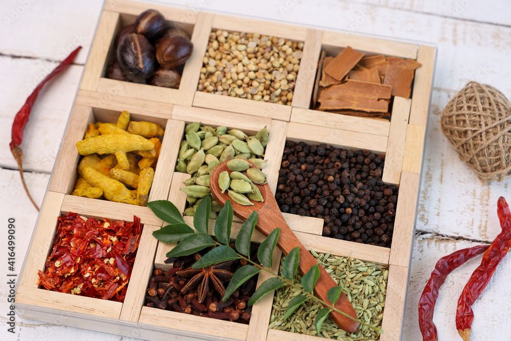 Indian spices for Indian cooking Masala hot spicy curry whole spices ...