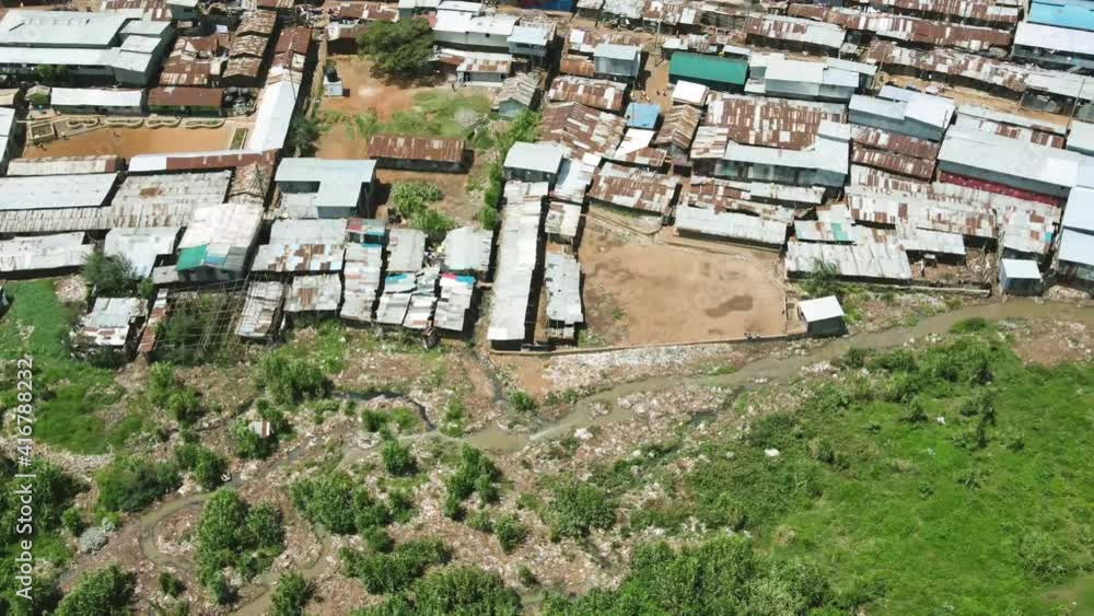 Polluted water stream in the slums of kibera, Water contamination in ...
