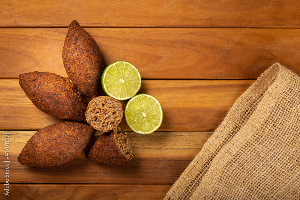 Kibbeh - The traditional Arabian snack, known in Brazil as Quibe (kibe ...