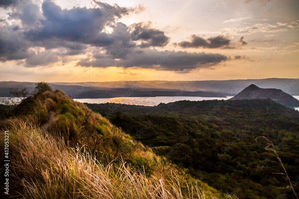 dramatic photos of the worlds smallest volcano. The Taal volcano in the ...