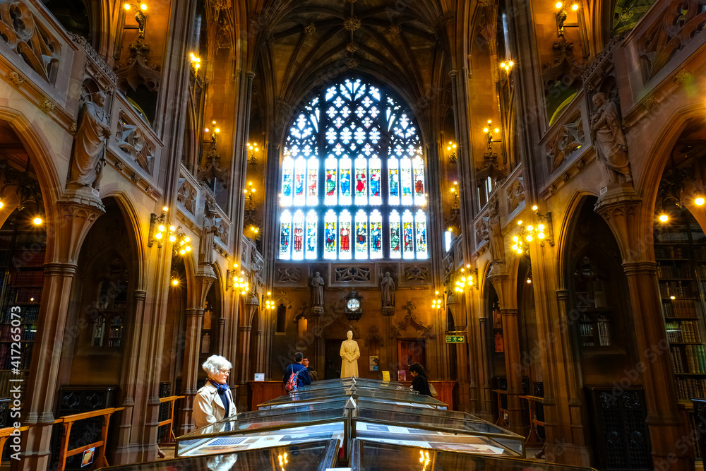 Foto de Manchester, UK - May 18 2018: John Rylands Library built in ...