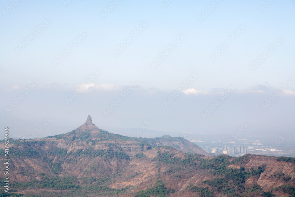 Foto de Matheran, one of the smallest hill stations in India in the ...