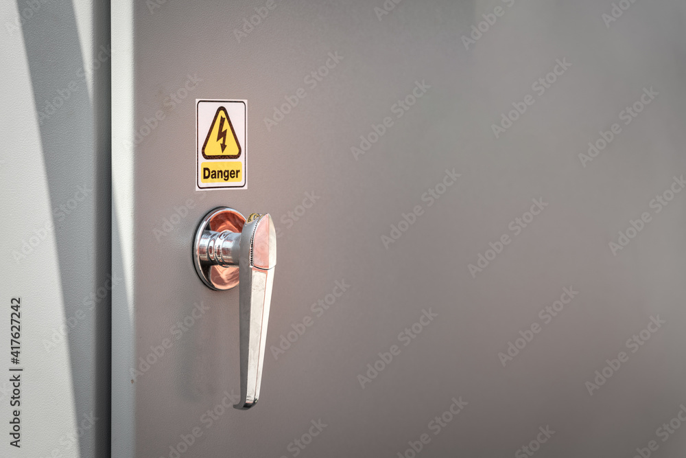 Electricity fuse and junction box, industrial equipment, with a metal ...