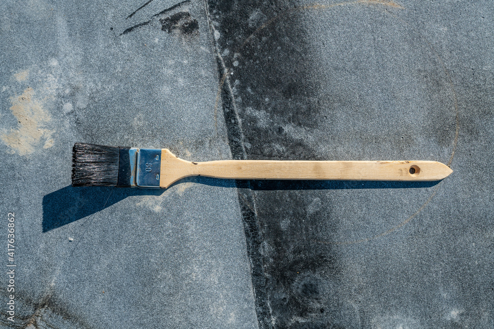 On this construction side you see a brush that is needed to paint with ...