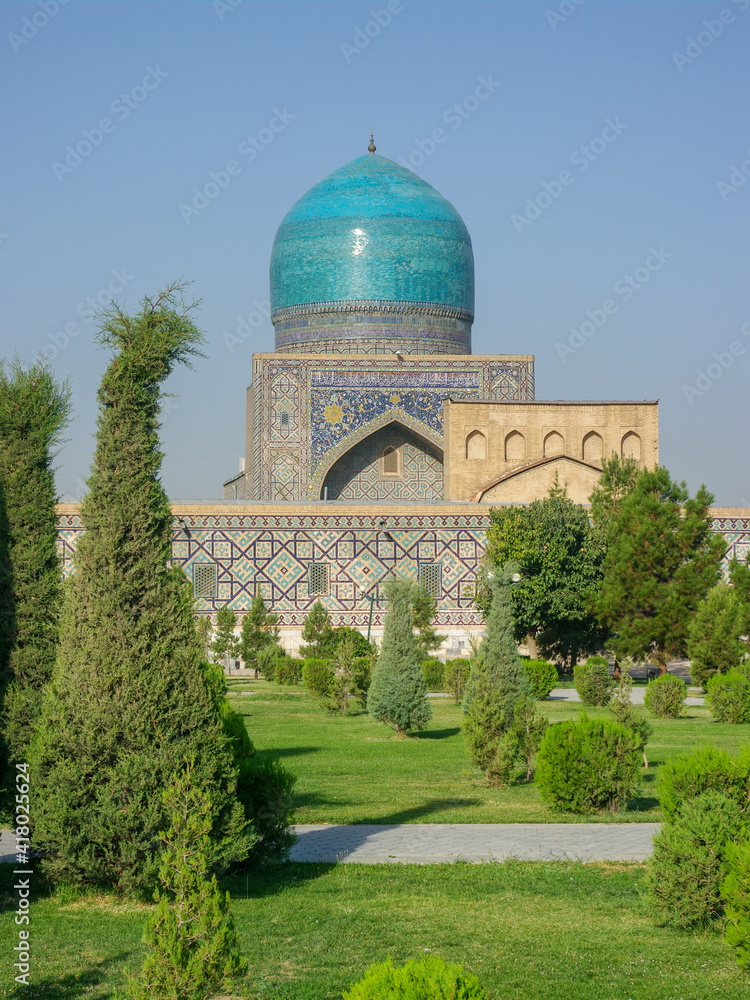 Landscape view of Tilya Kori madrassa blue dome and mosaic decor from ...