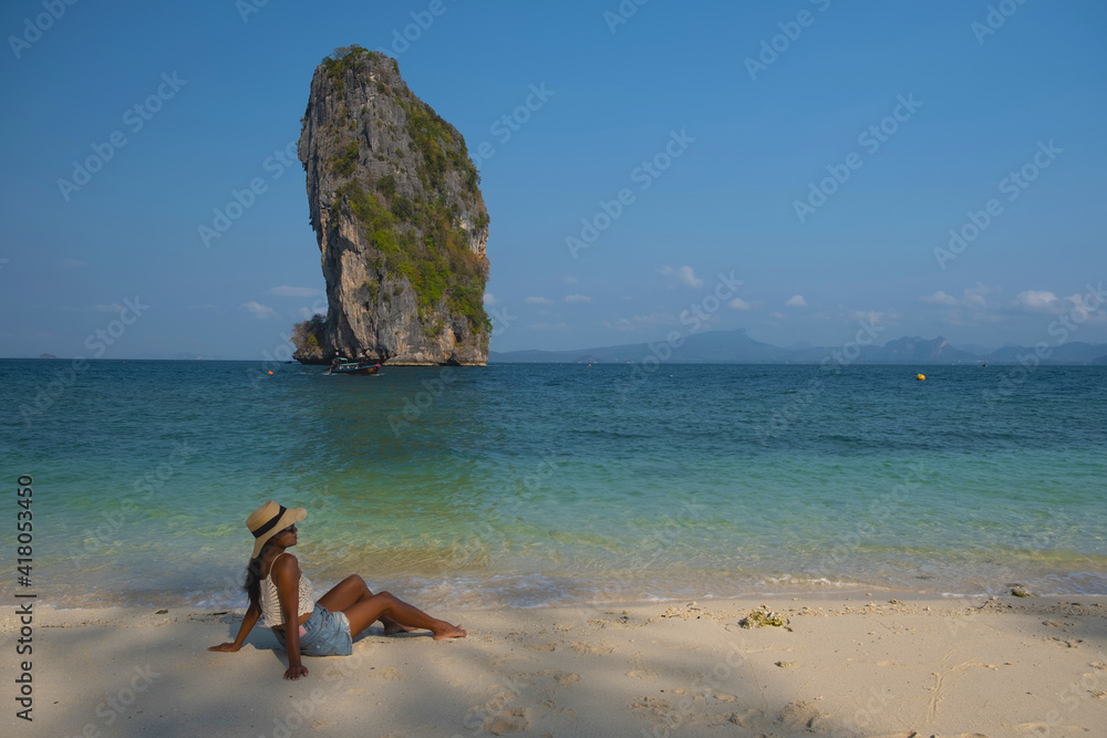 Fotografia do Stock: Koh Poda Island Thailand, Asian woman on the beach ...