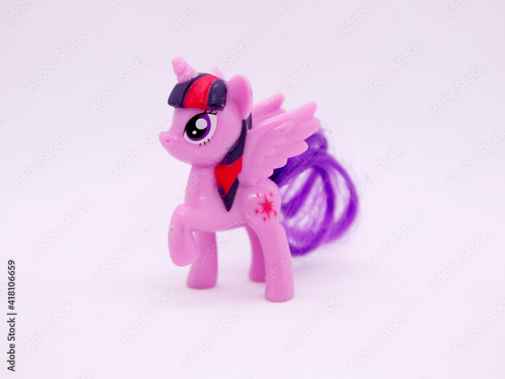 My Little Pony. Twilight Sparkle. Friendship is Magic. Purple and red ...