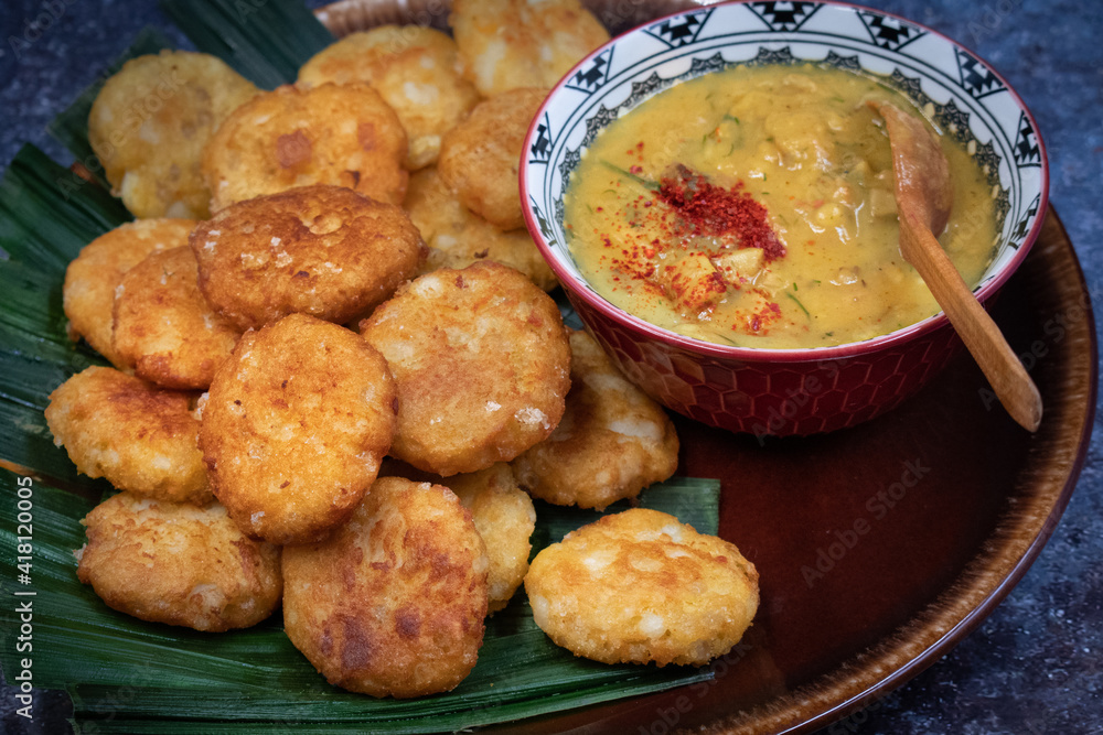 Sabudana vada- tapioca pearls cuttlet snack with lentil gravy Stock ...