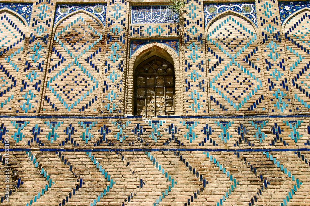 Wall of Madrasa in Registan, decorated with ancient Samarkand blue tile ...