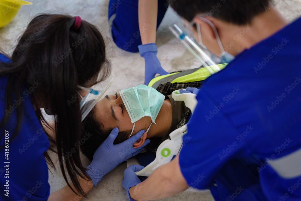 First aid for head injuries and Considered for all trauma incidents of ...