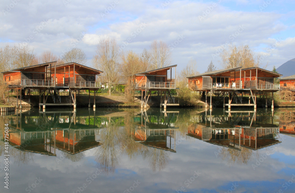 Maisons sur pilotis Stock Photo | Adobe Stock