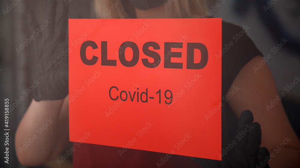Red warning Sign Closed covid 19 lockdown on front entrance door as new ...