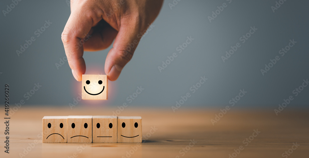 Customer service and Satisfaction concept ,Business people show a ...