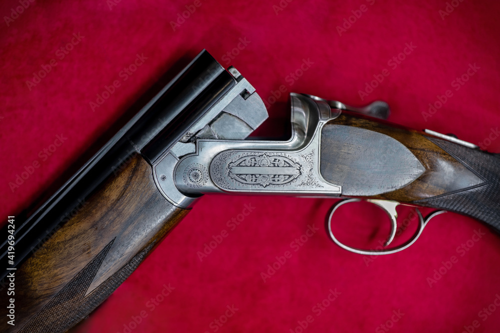 12 Gauge over and under shotgun Stock-Foto | Adobe Stock