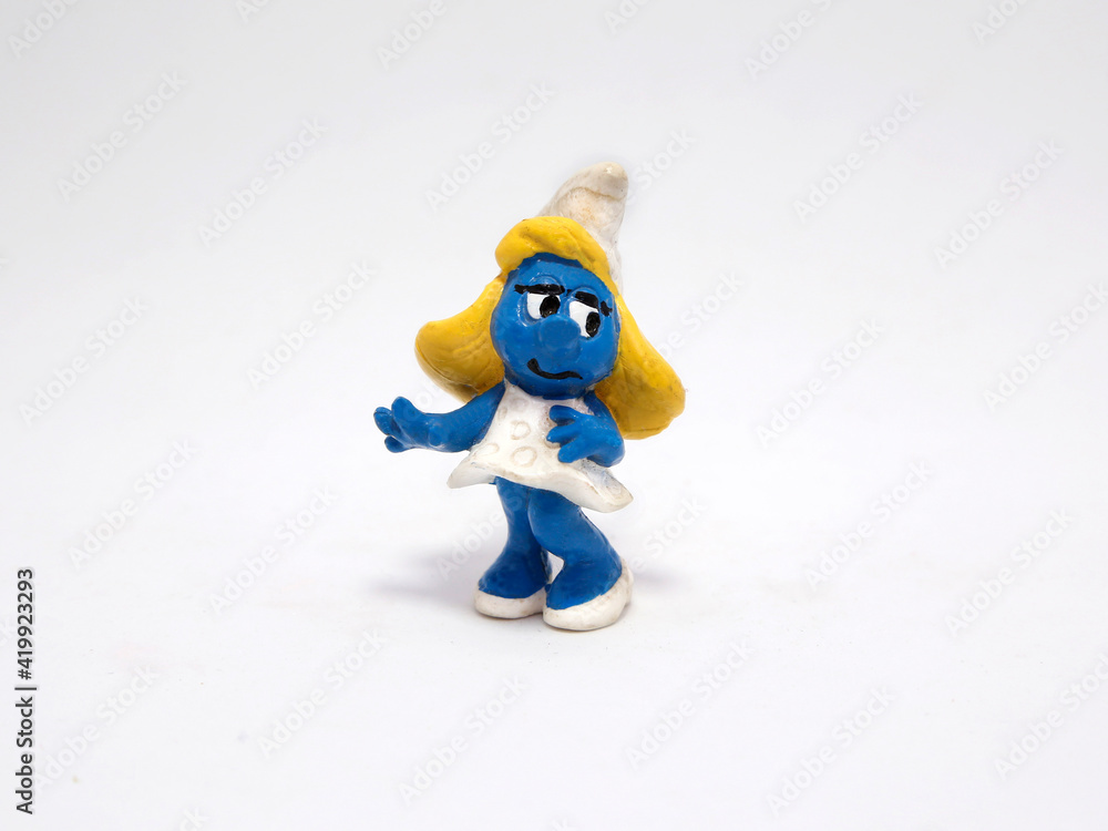Fotografia do Stock: Smurfette. The smurfs. Girl smurf. Little blue ...