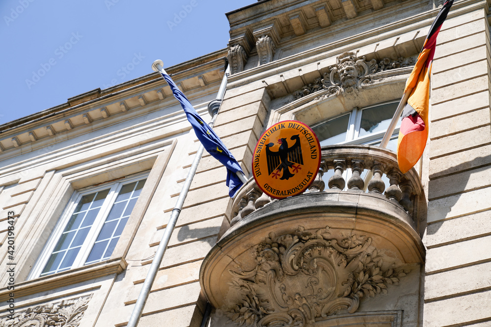 Bundesrepublik deutschland generalkonsulat Federal text logo and coat ...
