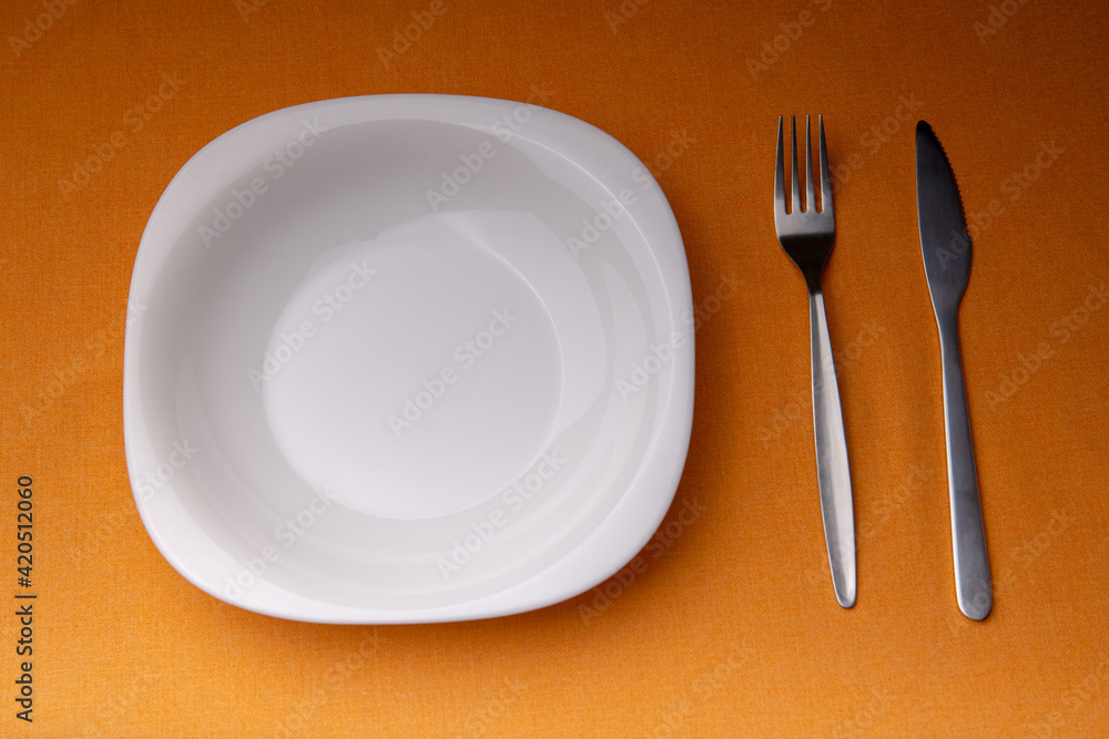 dining etiquette. Signs for the waiter, location of cutlery in ...