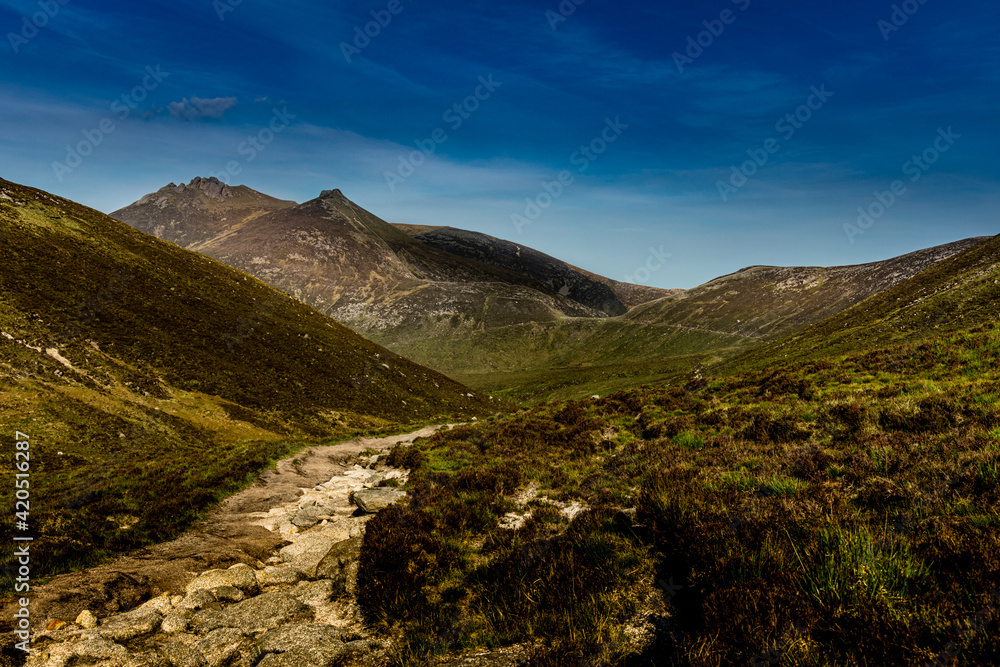 The Brandy Pad, Hares Gap and Slieve Bearnagh, ancient smuggling route ...