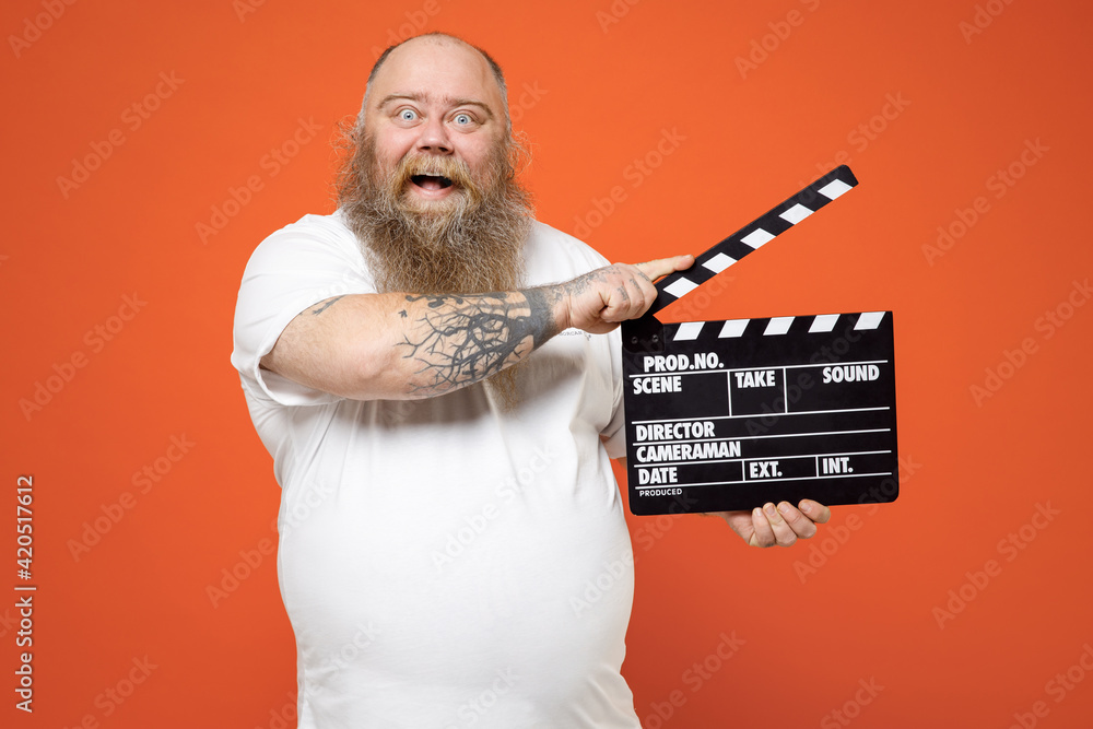 Fat fun pudge obese chubby overweight tattooed blue-eyed bearded man ...