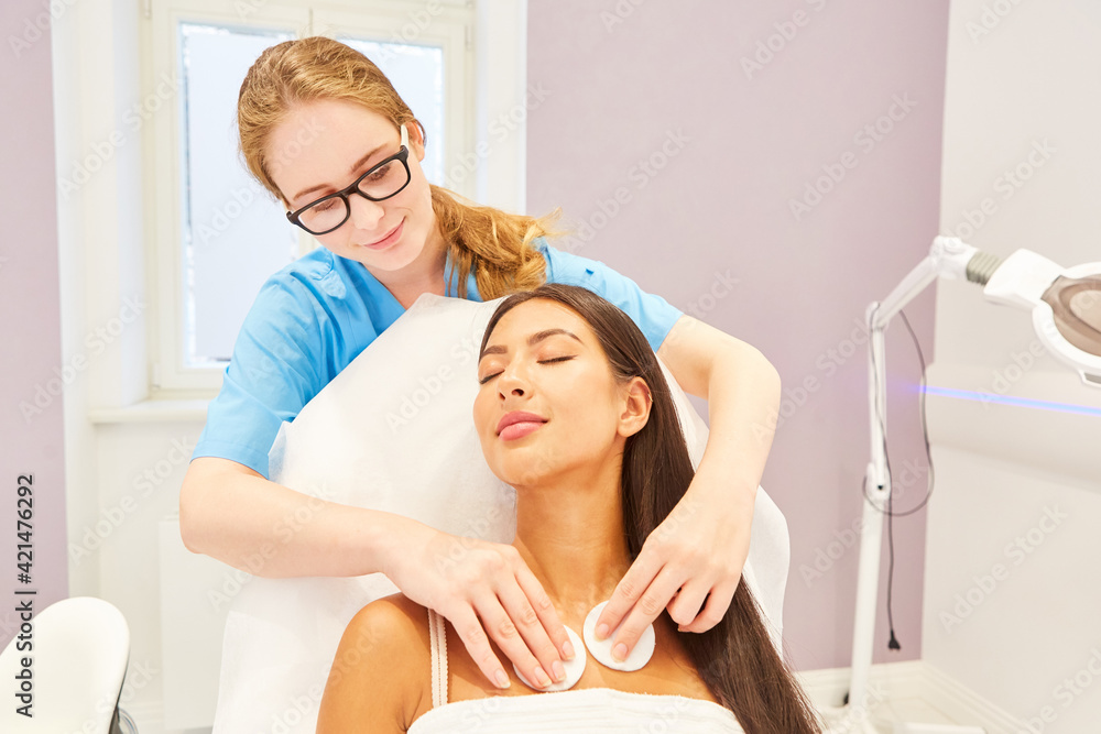 Woman having professional skin cleansing on the cleavage Stock Photo ...