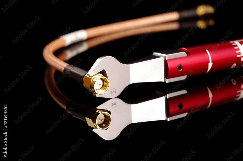 Calibrated torque tool for radio frequency engineering isolated Stock ...