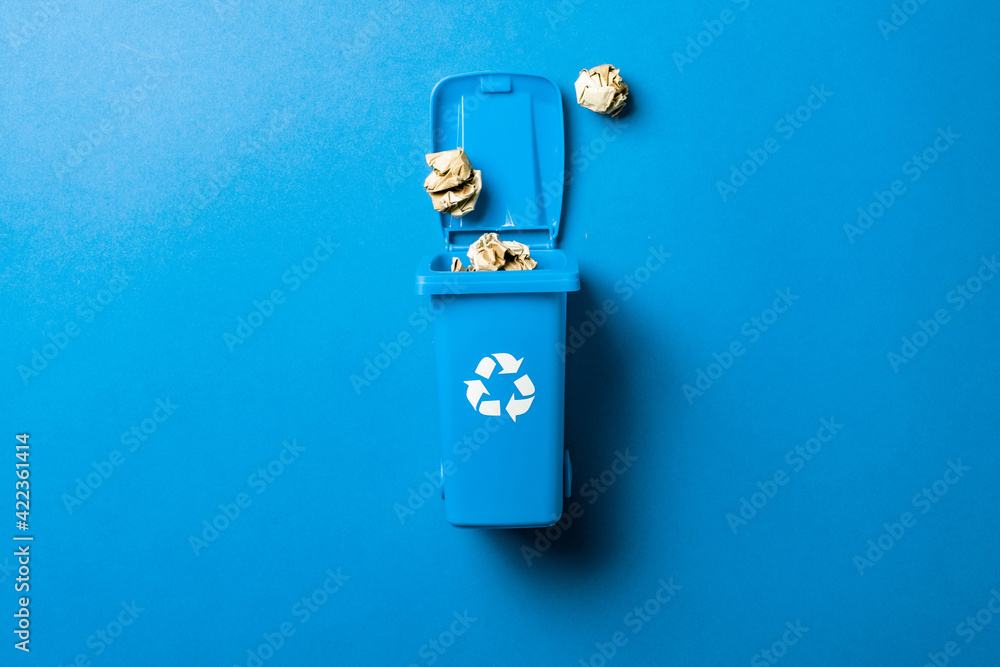 Recycling icon. Bin container for disposal garbage waste and save ...