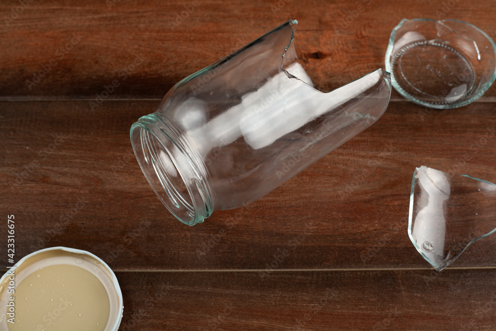 Fotografia do Stock: A classical wide mouth twist open glass jar has ...