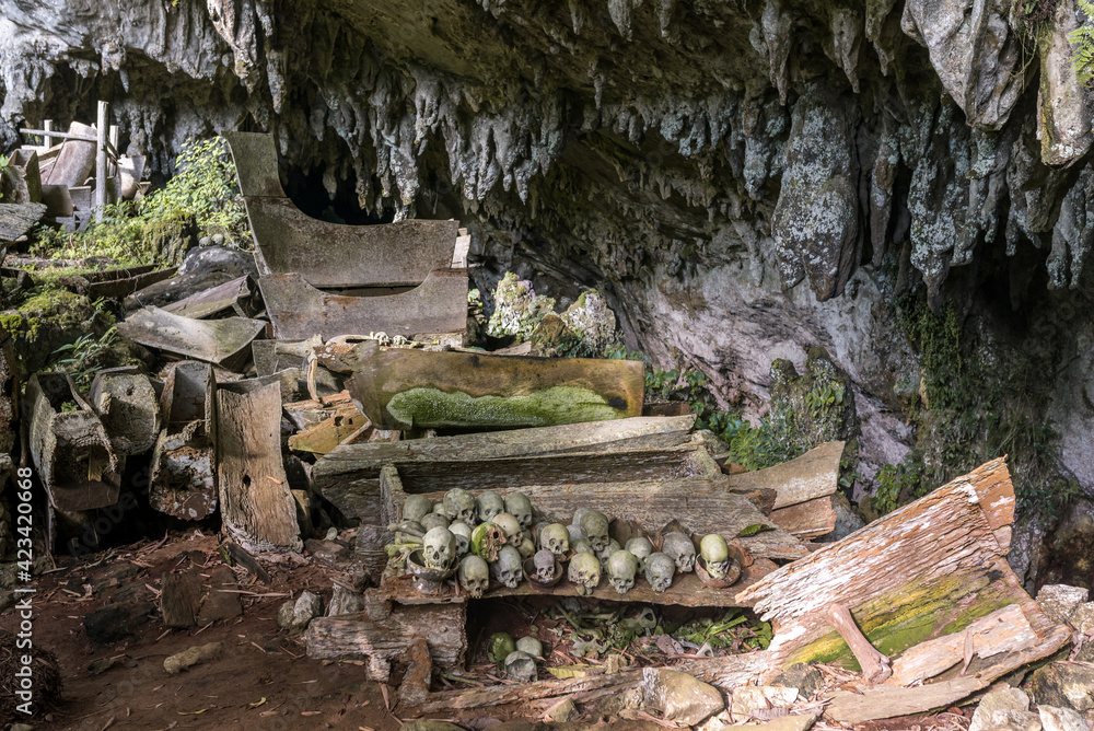 The spectacular cave tomb of Lombok Parinding which has housed the dead ...