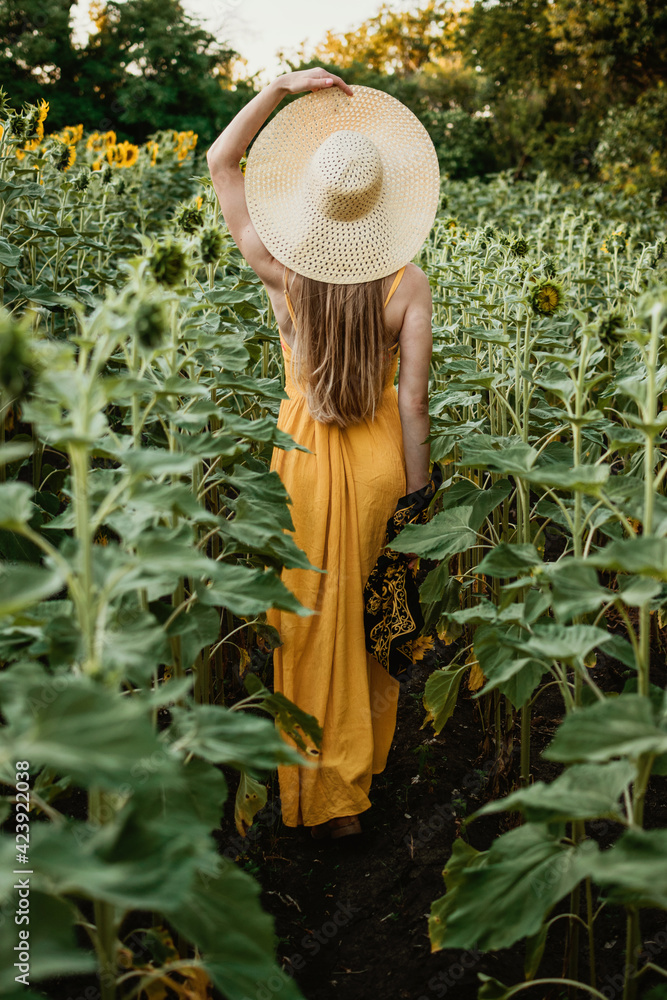 Cottagecore, Countryside aesthetics, Farming, Farmcore, Countrycore ...