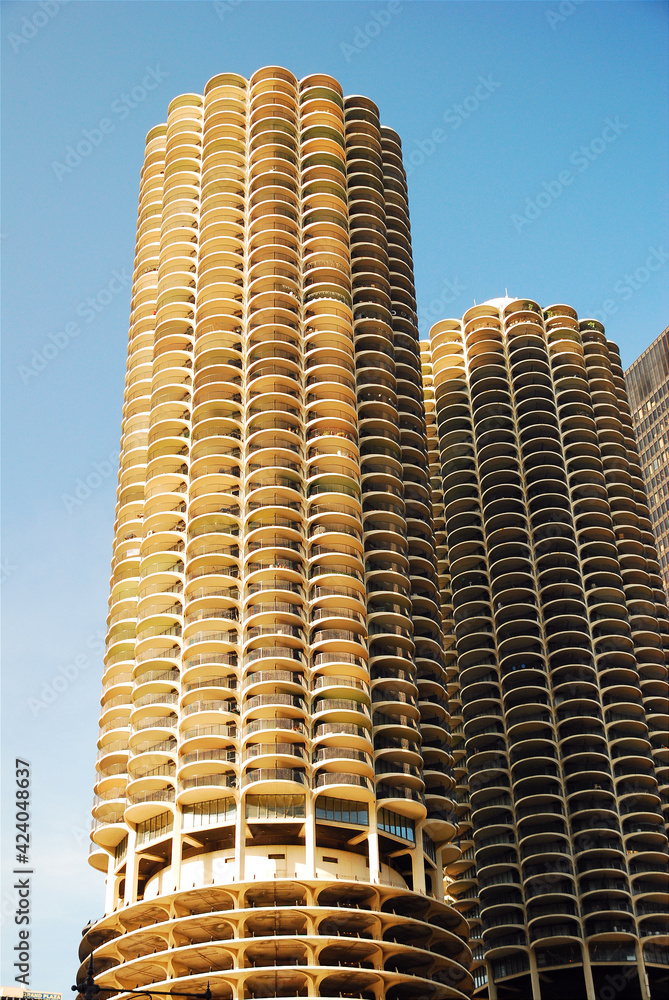 Marina Towers, also known as the Corn Cob Towers, rises in Chicago ...