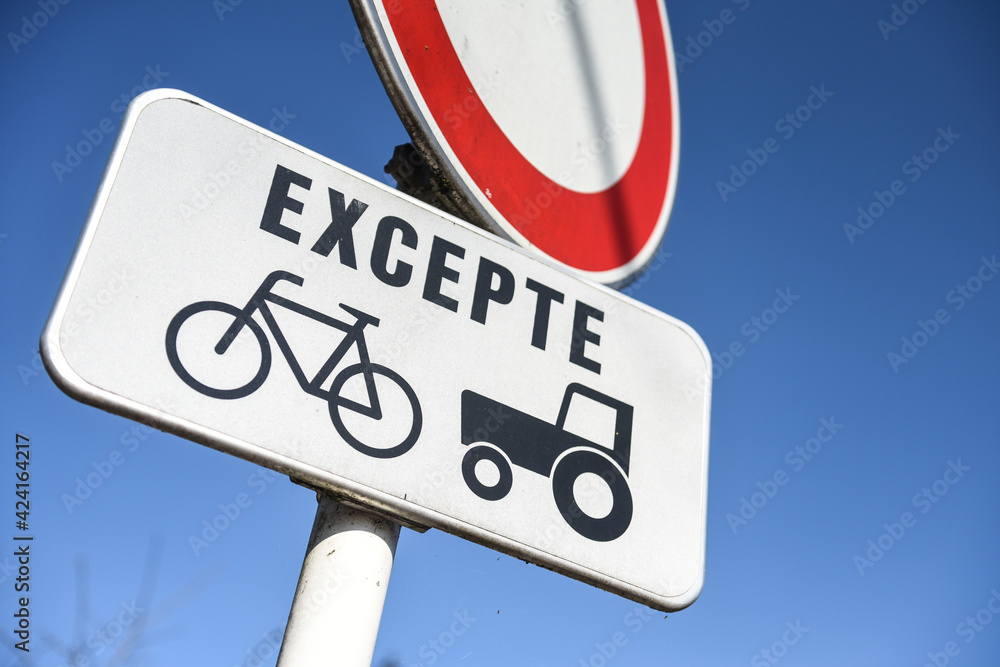 route signalisation poid lourd transport transporteur camion interdit ...