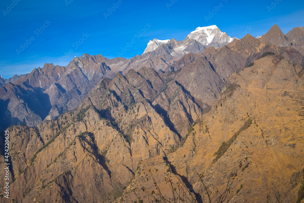 Mesmerizing view of Kamet, Parvati and Neelkanth mountains of Garhwal ...