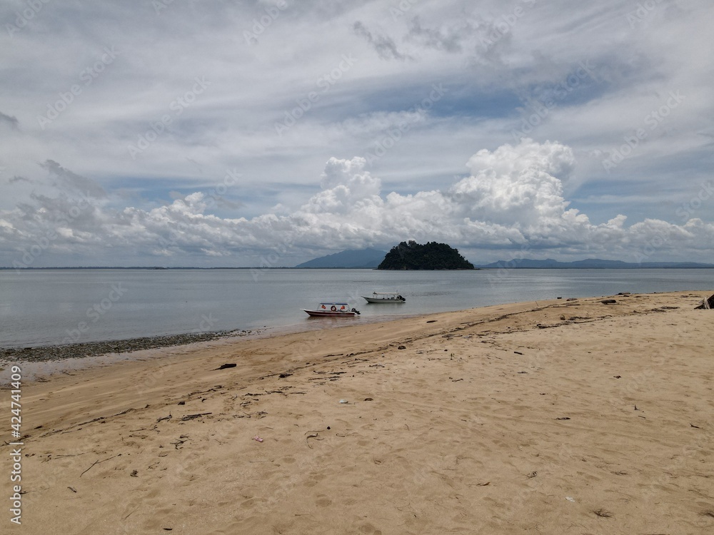 The Mystical Paradise of Satang Island, Undiscovered by Many in the ...