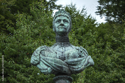 Buste af Louise Dronning af Danmark (Bust of Louise Dronning ...