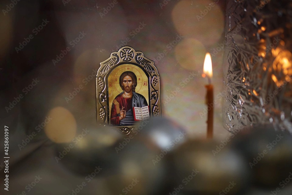 Ostereier, Ikone des Erlösers Jesus Christus. Christi Himmelfahrt ...