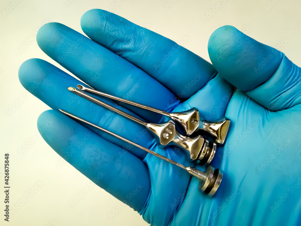 Lumber Puncture Needle on doctor hand for Cerebro Spinal Fluid (CSF ...