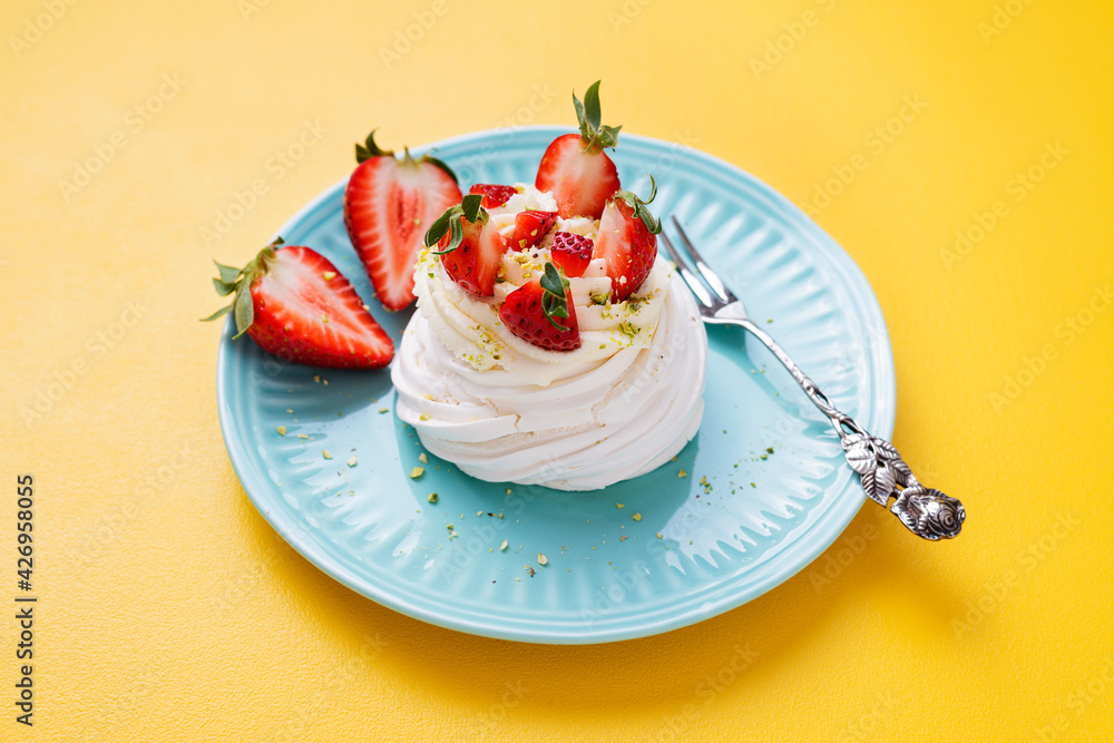 Perfect mini Pavlova cake with whipped mascarpone cream and fresh ...