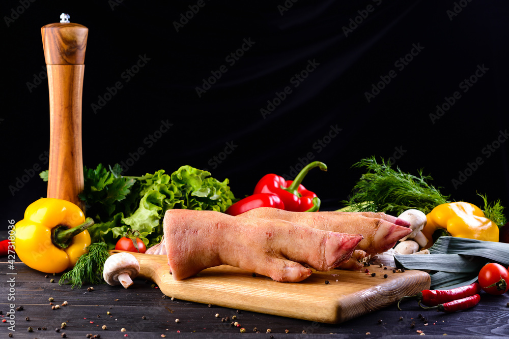 Raw pork legs, raw pork leg meat for cooking with copy space background ...
