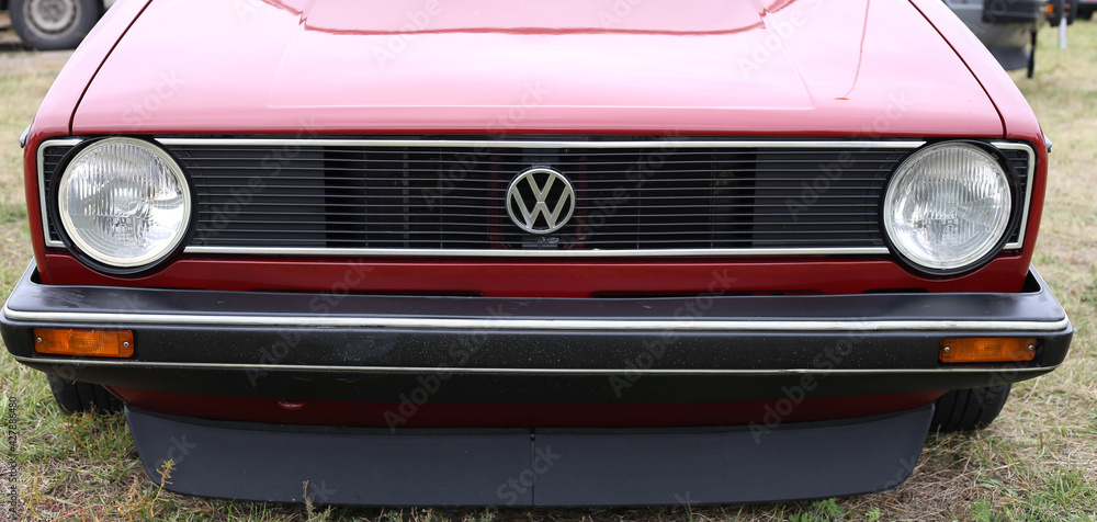 Front design and classic large round headlights of the German retro car ...