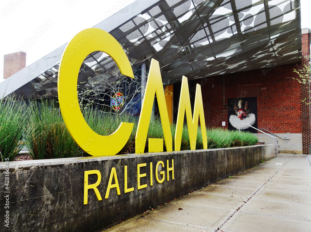 Foto de RALEIGH,NC - USA - 03-27-2021: The Contemporary Art Museum ...