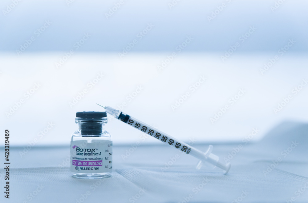Foto de Porto Alegre , Brazil,April 10 - 2021: Botox glass medicine ...