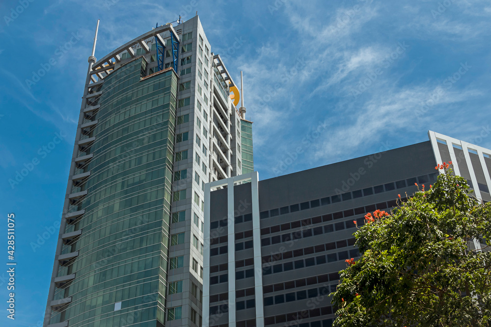 Foto de Alabang, Muntinlupa, Philippines - Modern office buildings in ...