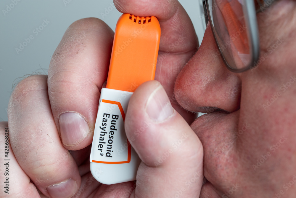 Budesonid Easyhaler in a hand when inhaling. For chronic bronchitis ...