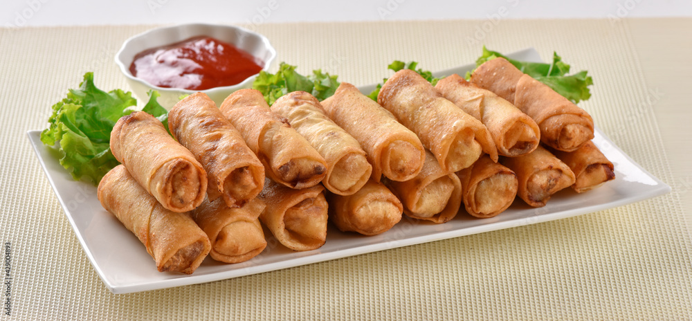 Spring Roll, stuffed with spring onion and other vegetables and Chicken ...