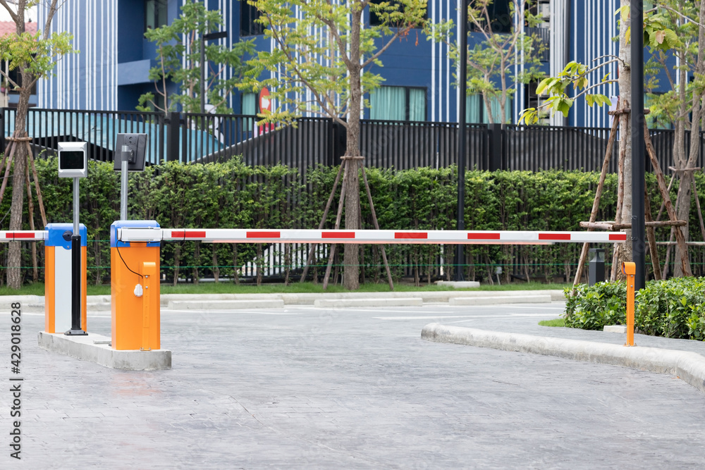 automatic barrier bar for home village security system with CCTV ...