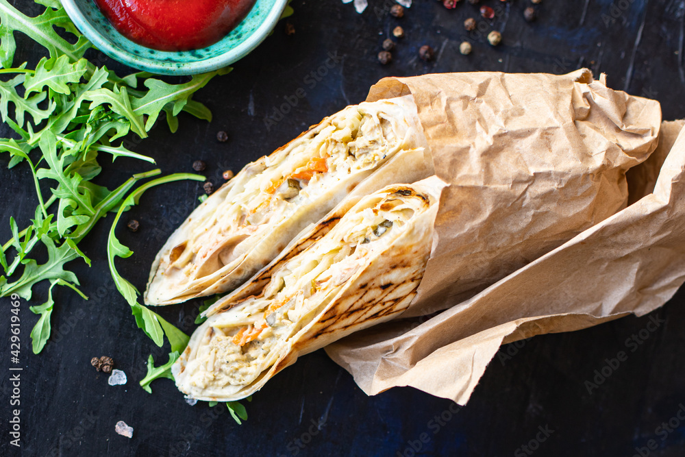 shawarma doner kebab sandwich burrito meat vegetable auce tacos meal ...