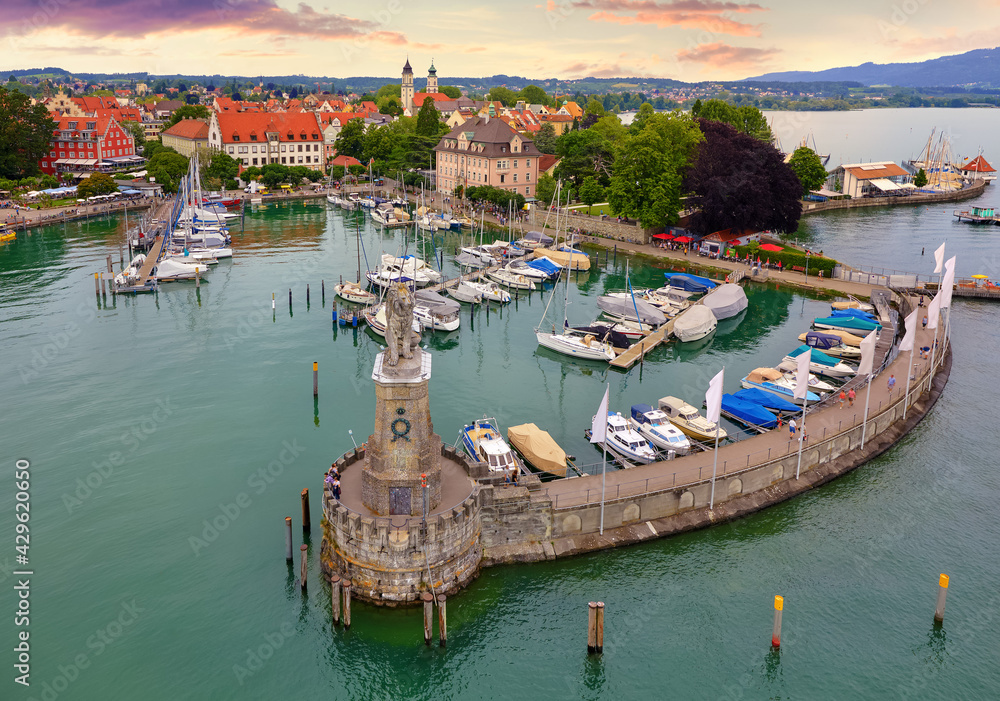 Lindau, Germany. Antique bavarian town at Lake Constance (Bodensee ...