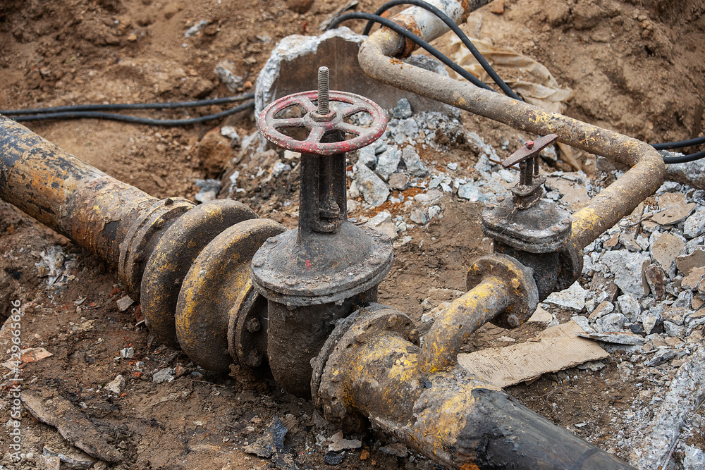 emergency services, the repair team provides safety during the ...