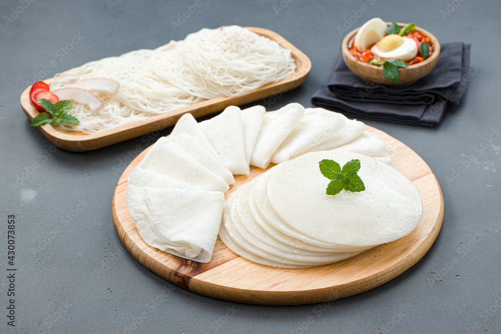Rice Pathiri and Ideyappam Stock Photo | Adobe Stock