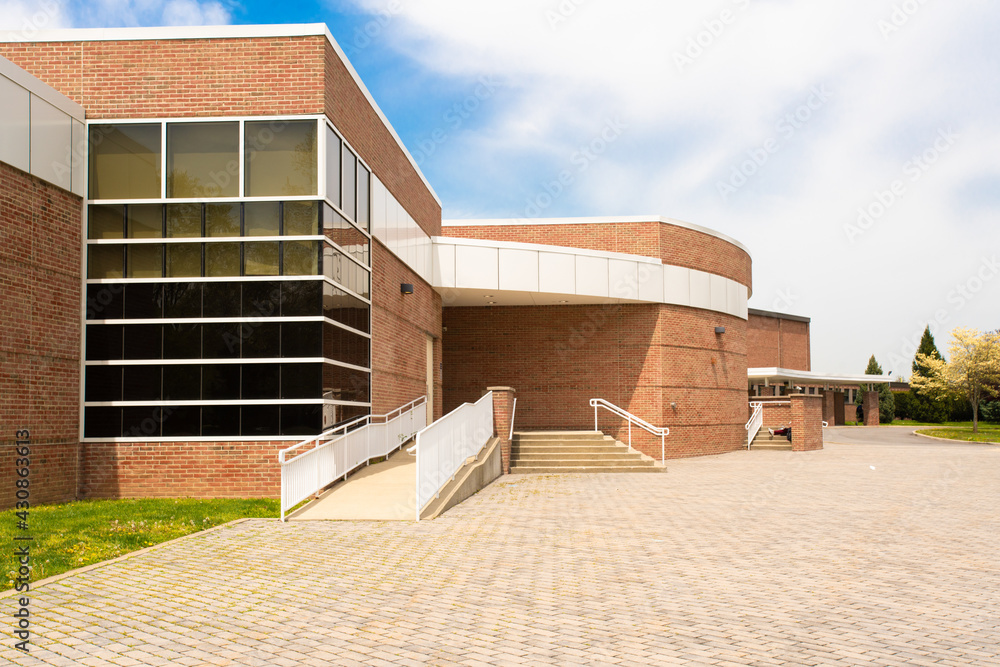 Exterior view of a typical American school building Stock Photo | Adobe ...